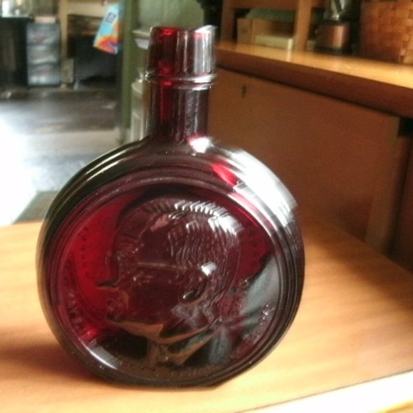wheaton. | Accents | Vintage Wheaton First Edition President Bottle ...